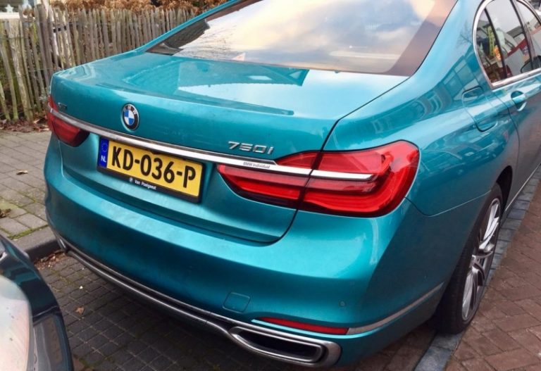 BMW 7-Series Gets The Individual Treatment With Turquoise Paint | Carscoops