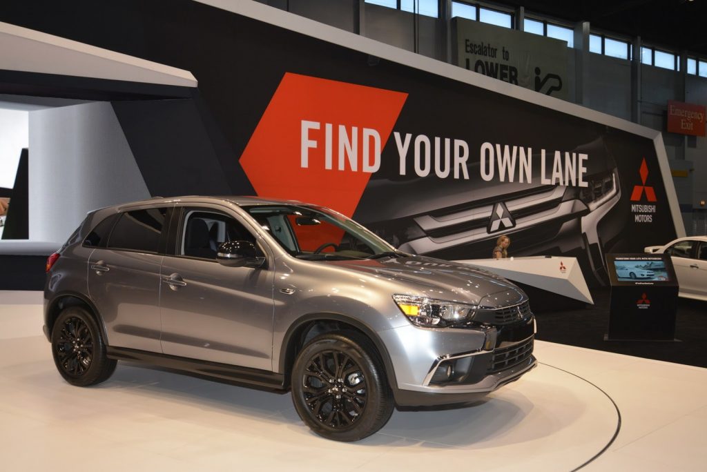 Mitsubishi Outlander Sport Limited Edition Debuts In Chicago, Priced ...