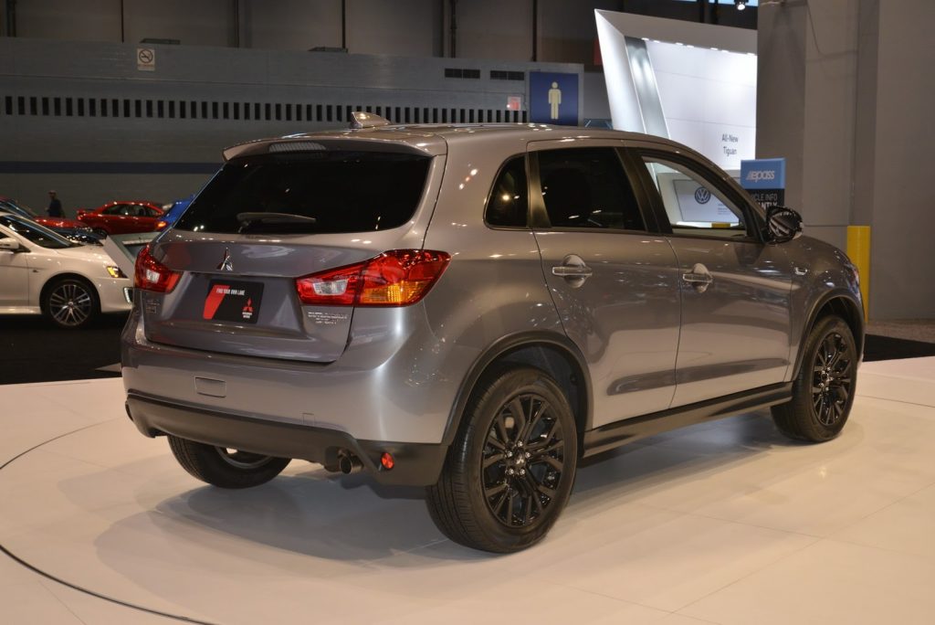 Mitsubishi Outlander Sport Limited Edition Debuts In Chicago, Priced ...