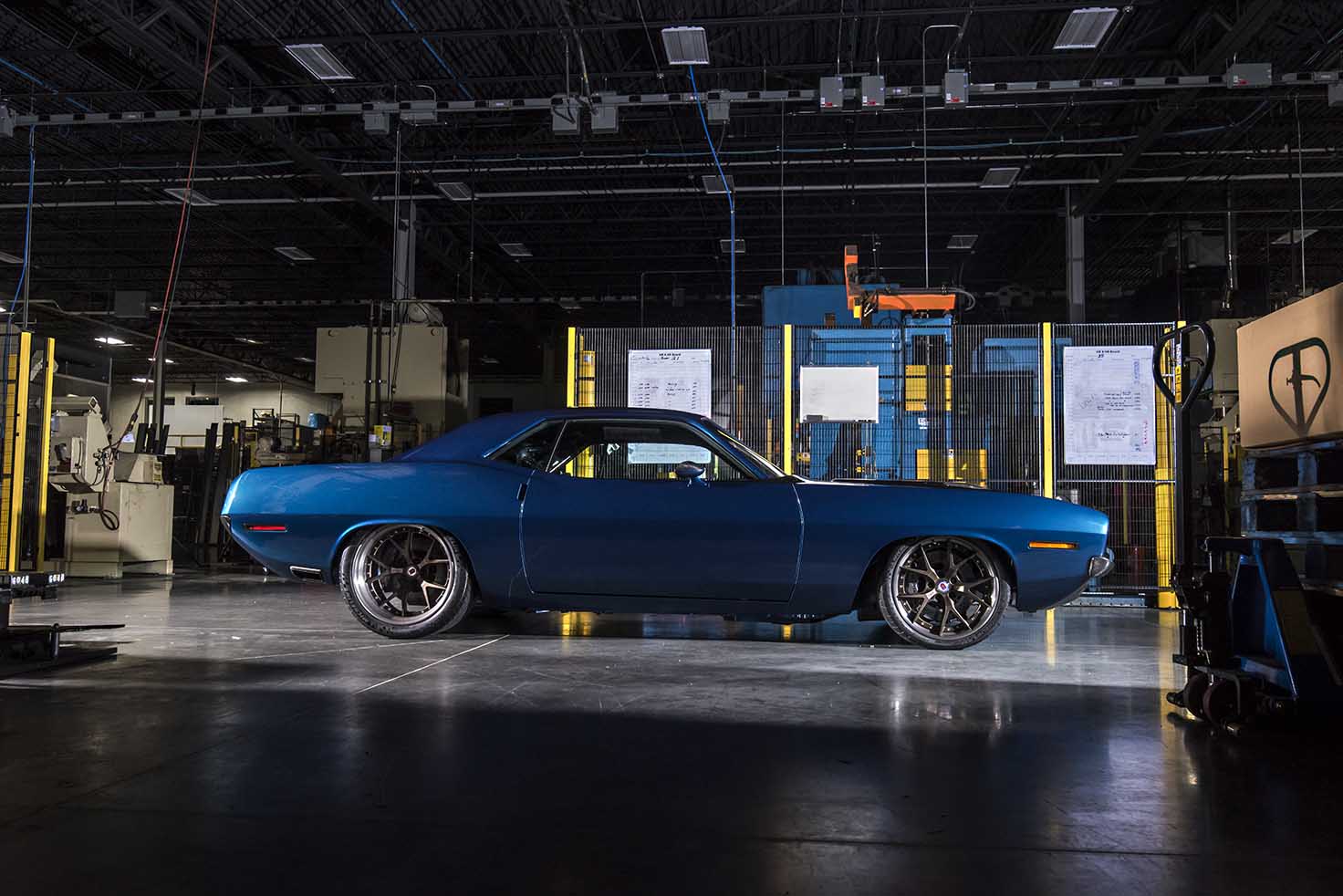 SpeedKore’s 1970 Plymouth Cuda Restomod Is A Tasteful 720HP Menace ...