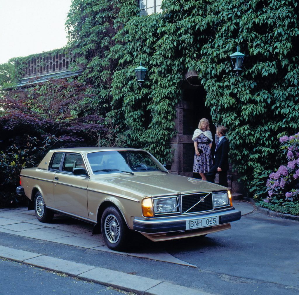 Volvo Remembers Its 262C Bertone Coupe On Its 40th Anniversary | Carscoops