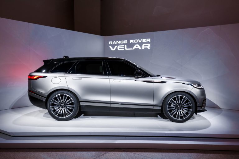 Here Are Live Photos Of New Range Rover Velar | Carscoops
