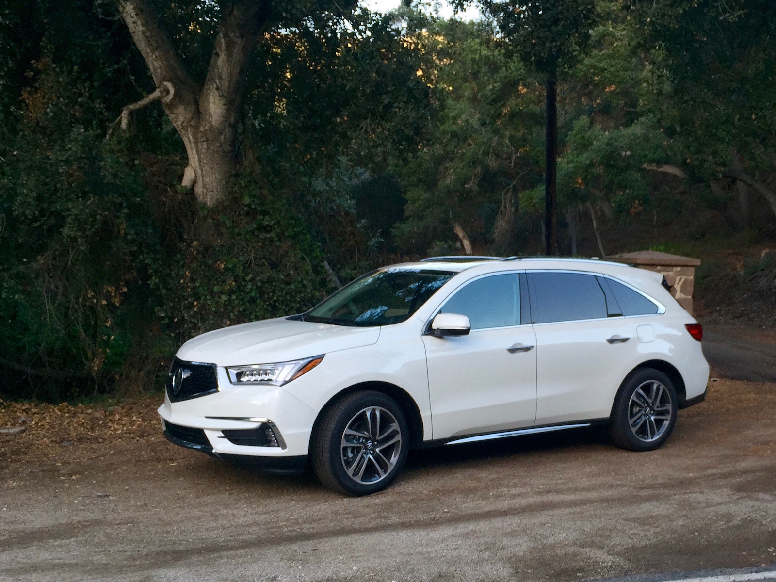 Review: The 2017 Acura MDX Is Success, Now With A New Face | Carscoops