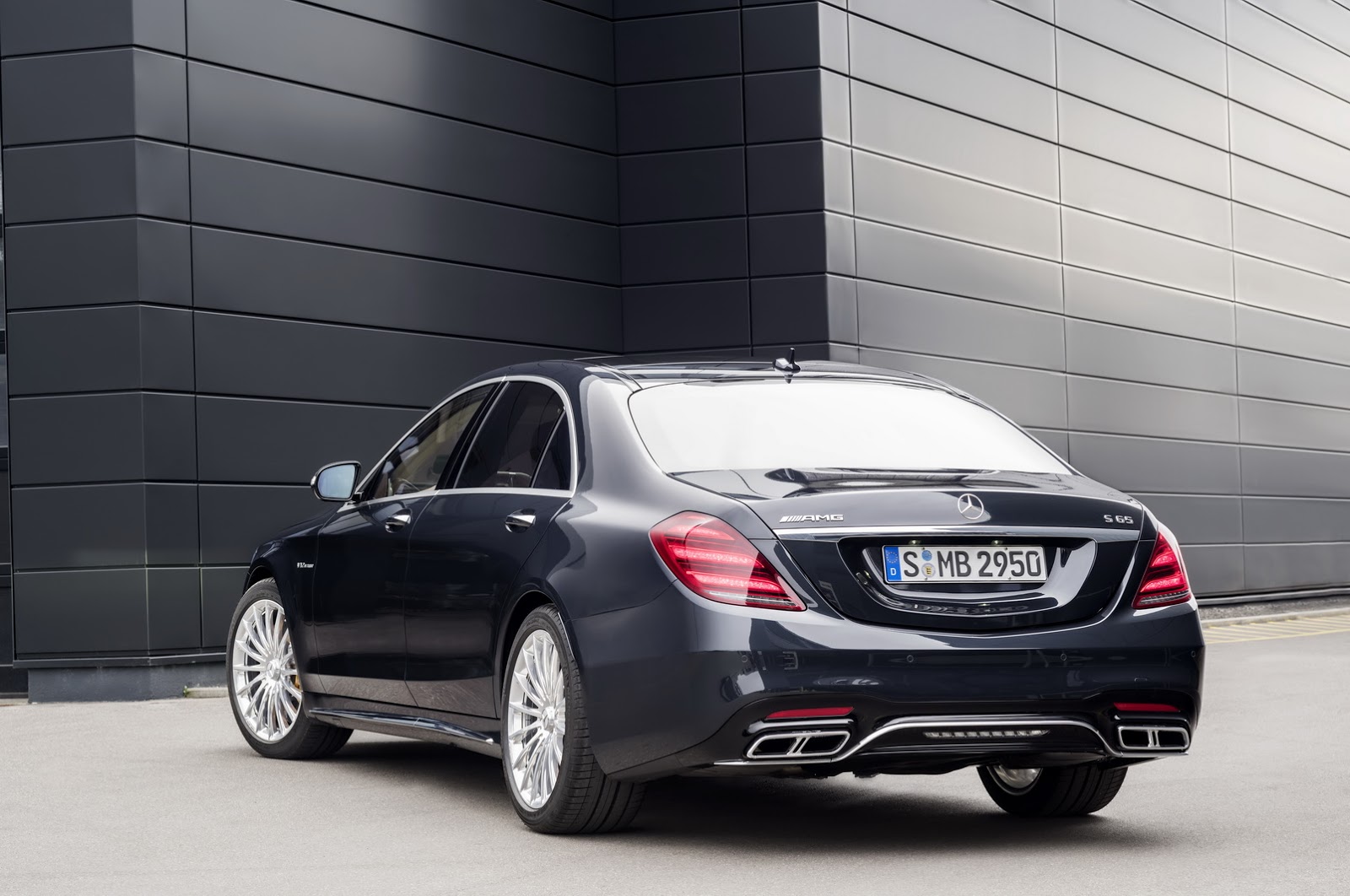 Mercedes Debuts Facelifted S-Class Ahead Of Shanghai Show | Carscoops