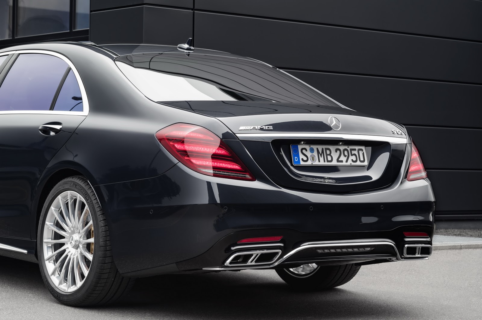 Mercedes Debuts Facelifted S-Class Ahead Of Shanghai Show | Carscoops