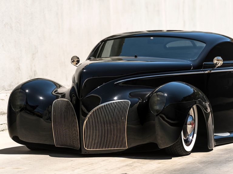 Highly-Modified Lincoln Zephyr Belongs To Gotham City | Carscoops