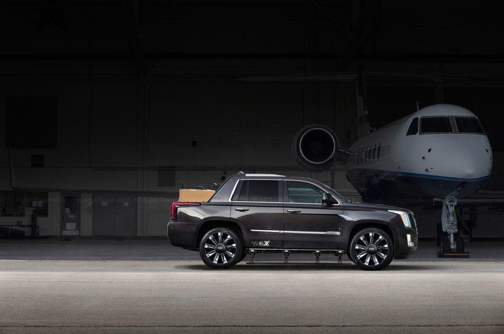 Cadillac Escalade Rendered Into A Landaulet Just For Kicks | Carscoops