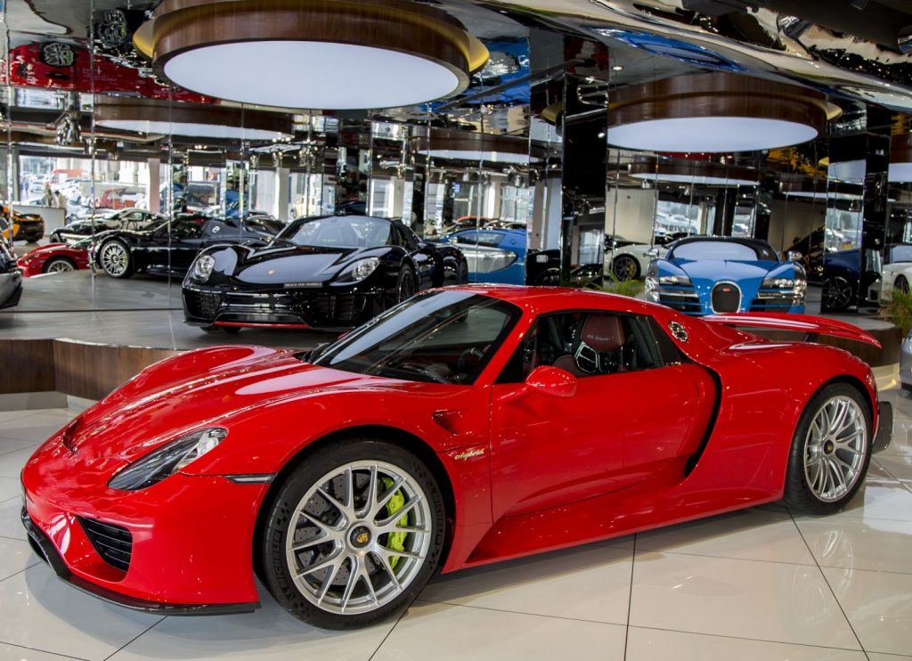 Red Porsche 918 Spyder Weissach Even Stands Out In Dubai | Carscoops