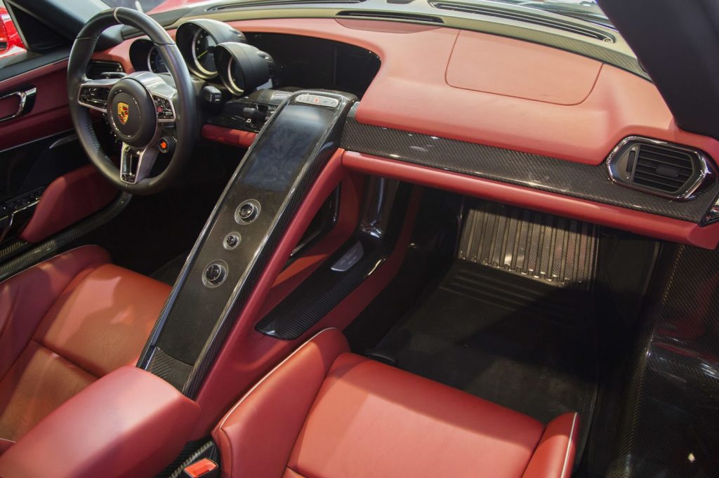 Red Porsche 918 Spyder Weissach Even Stands Out In Dubai | Carscoops