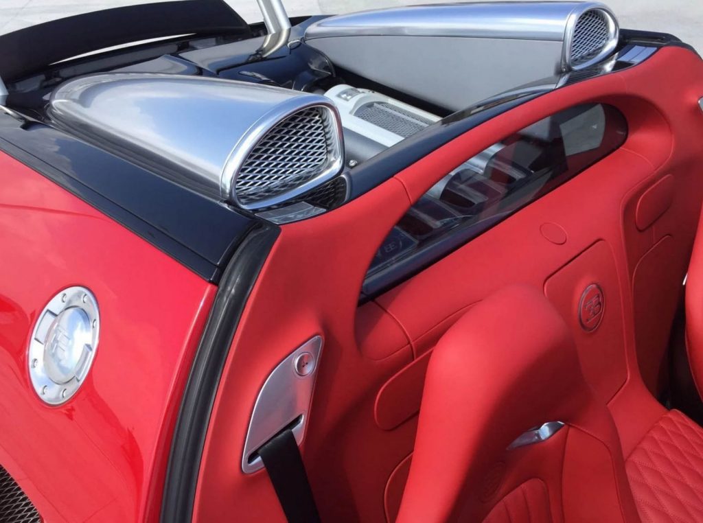 Bugatti Veyron Red And Blue
