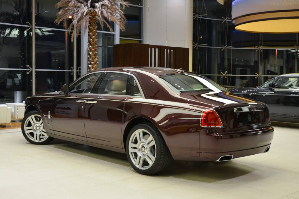 Used Madeira Red Rolls-Royce Ghost Looks As Good As New | Carscoops