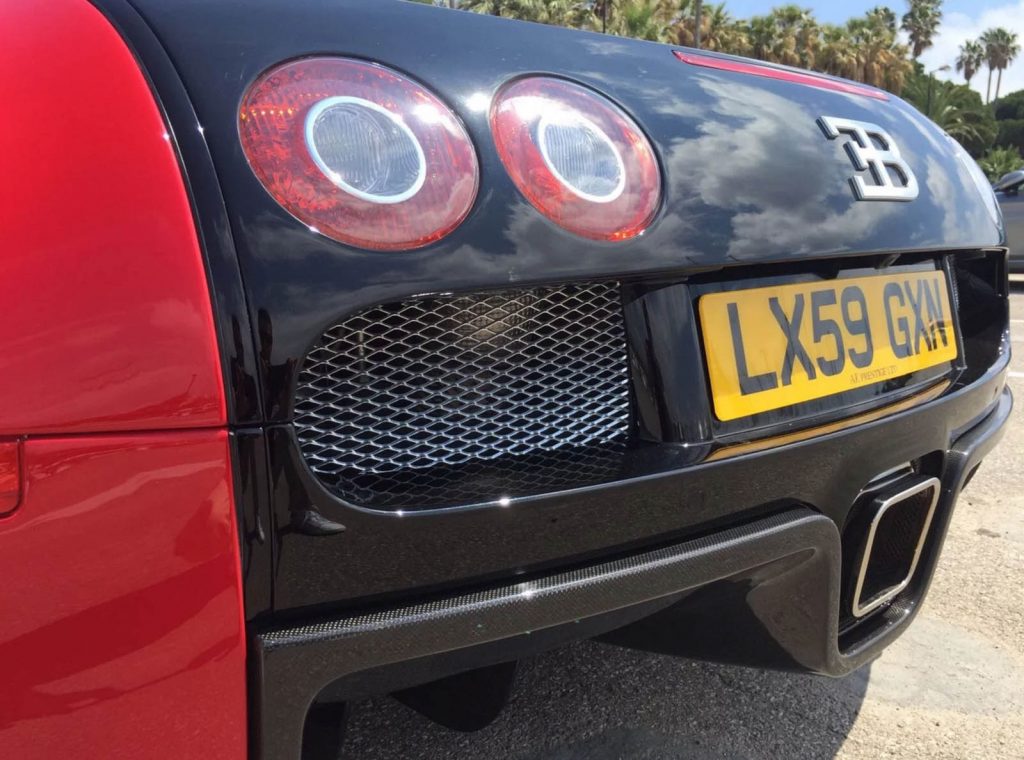 Bugatti Veyron Red And Blue