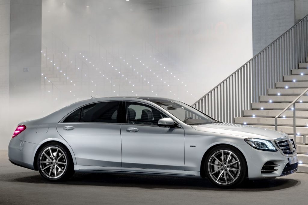 Mercedes-Benz S 560e Plug-In Hybrid Sips Fuel Like A Prius | Carscoops