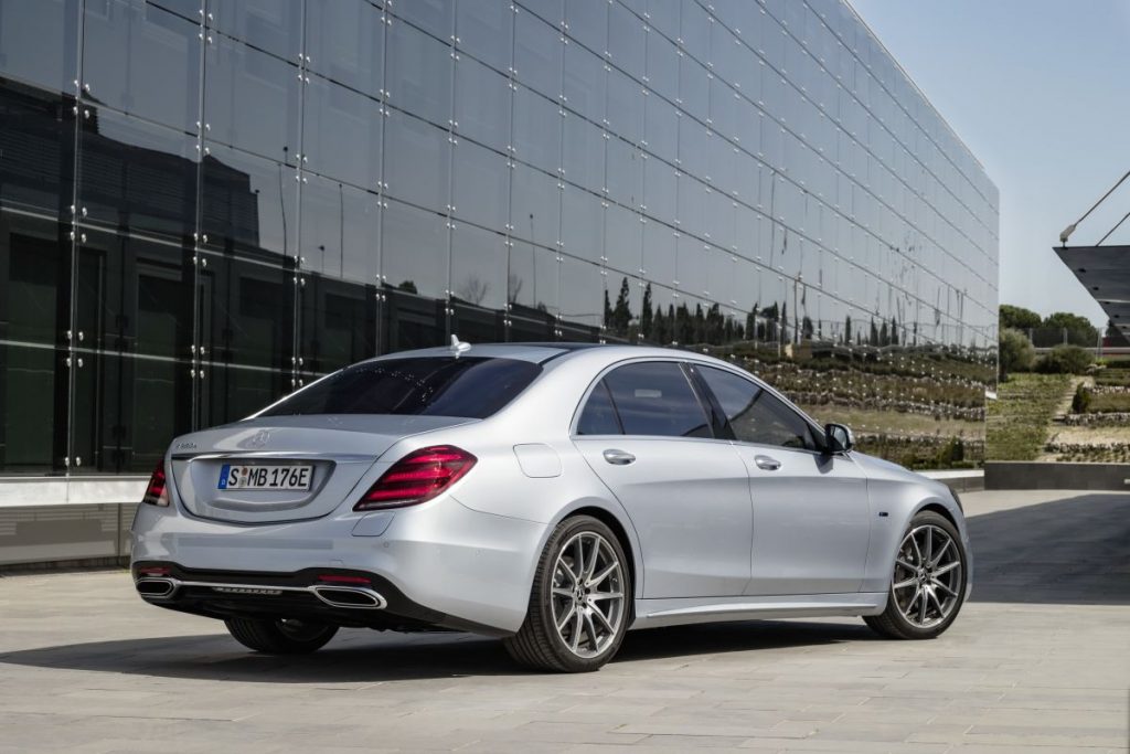 Mercedes-Benz S 560e Plug-In Hybrid Sips Fuel Like A Prius | Carscoops