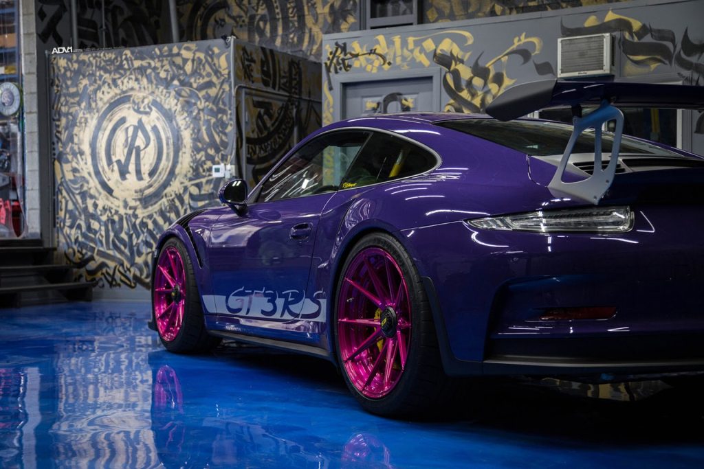 Ultraviolet Porsche 911 GT3 RS Poses With Pink Wheels | Carscoops