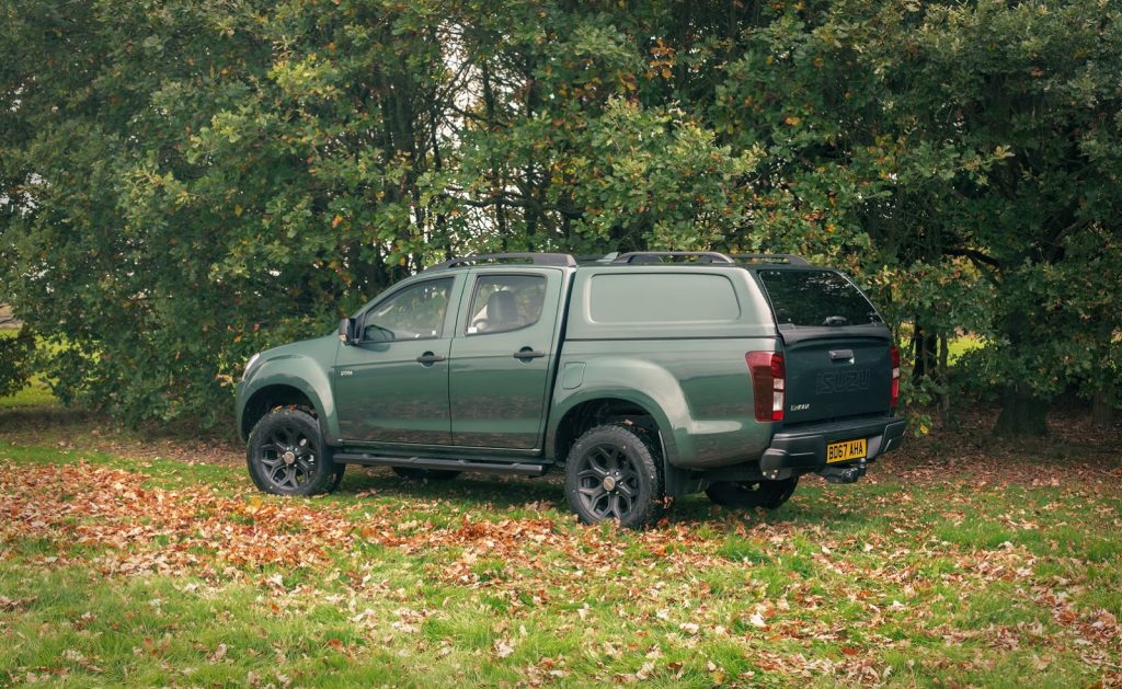 Isuzu Kits Out D-MAX For Hunters And Their Guns, Dogs | Carscoops