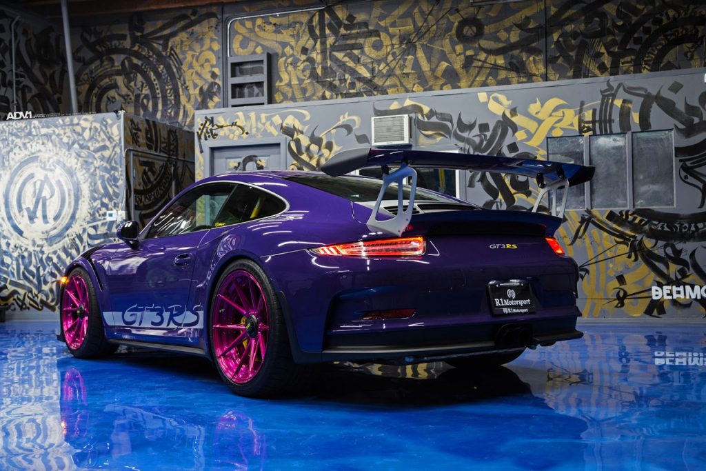 Ultraviolet Porsche 911 GT3 RS Poses With Pink Wheels | Carscoops
