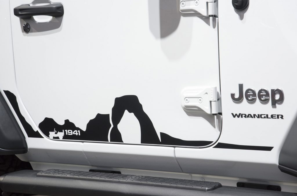 New Wranglers Show Off Mopar Jeep Performance Parts | Carscoops