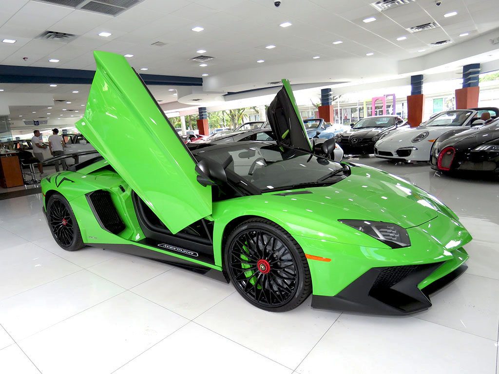 Out Of This World Verde Mantis Lamborghini Aventador SV Could Be Yours ...
