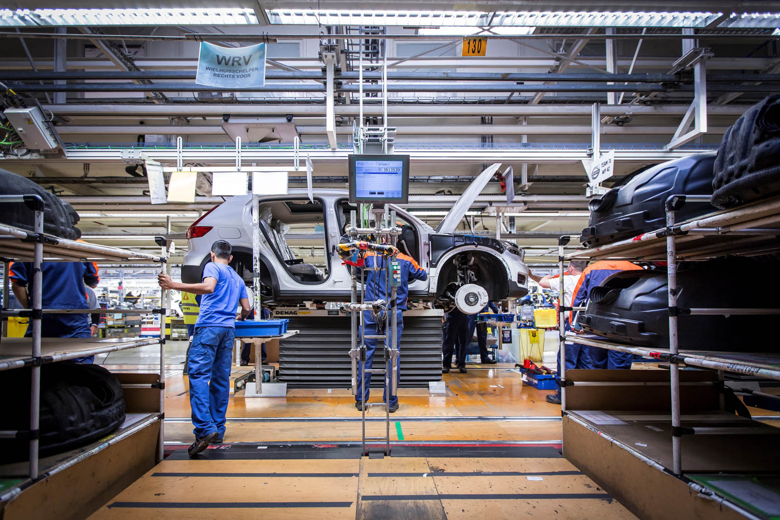 First Volvo XC40s Are Rolling Off The Assembly Line In Belgium | Carscoops