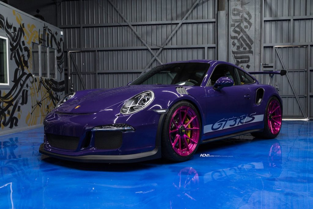 Ultraviolet Porsche 911 GT3 RS Poses With Pink Wheels | Carscoops