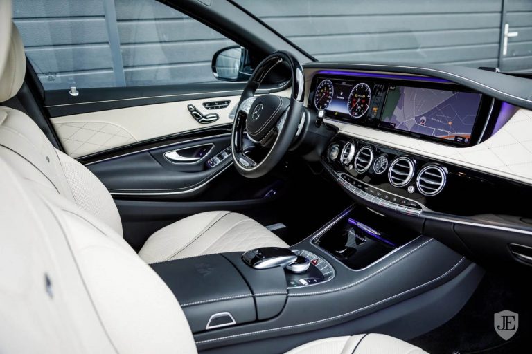 $830k For A Mercedes-Maybach S600 Pullman Is Quite A Stretch | Carscoops