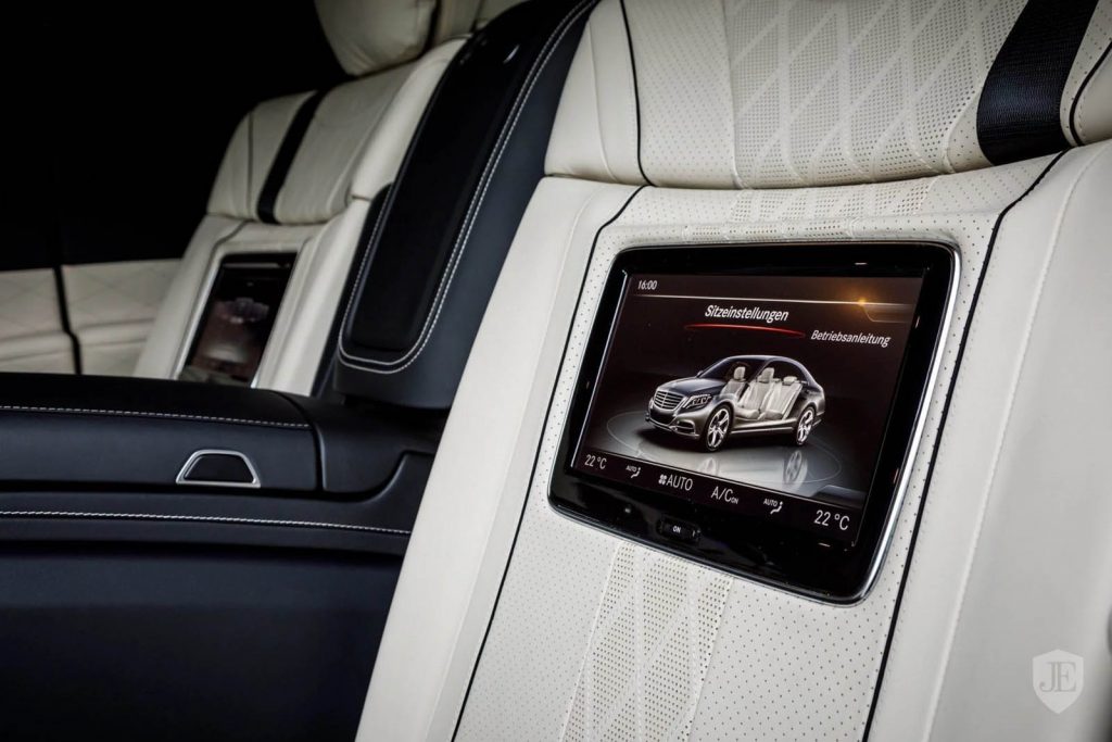 $830k For A Mercedes-Maybach S600 Pullman Is Quite A Stretch | Carscoops