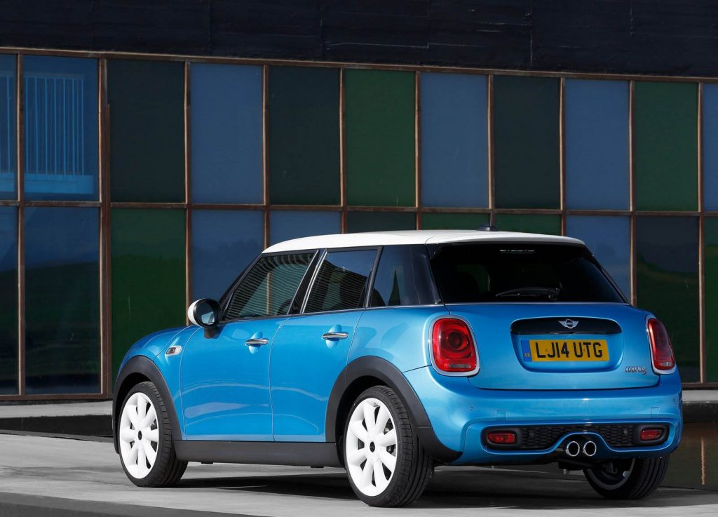 MINI Tipped To Reveal Updated Hatchbacks, Convertible In Detroit ...