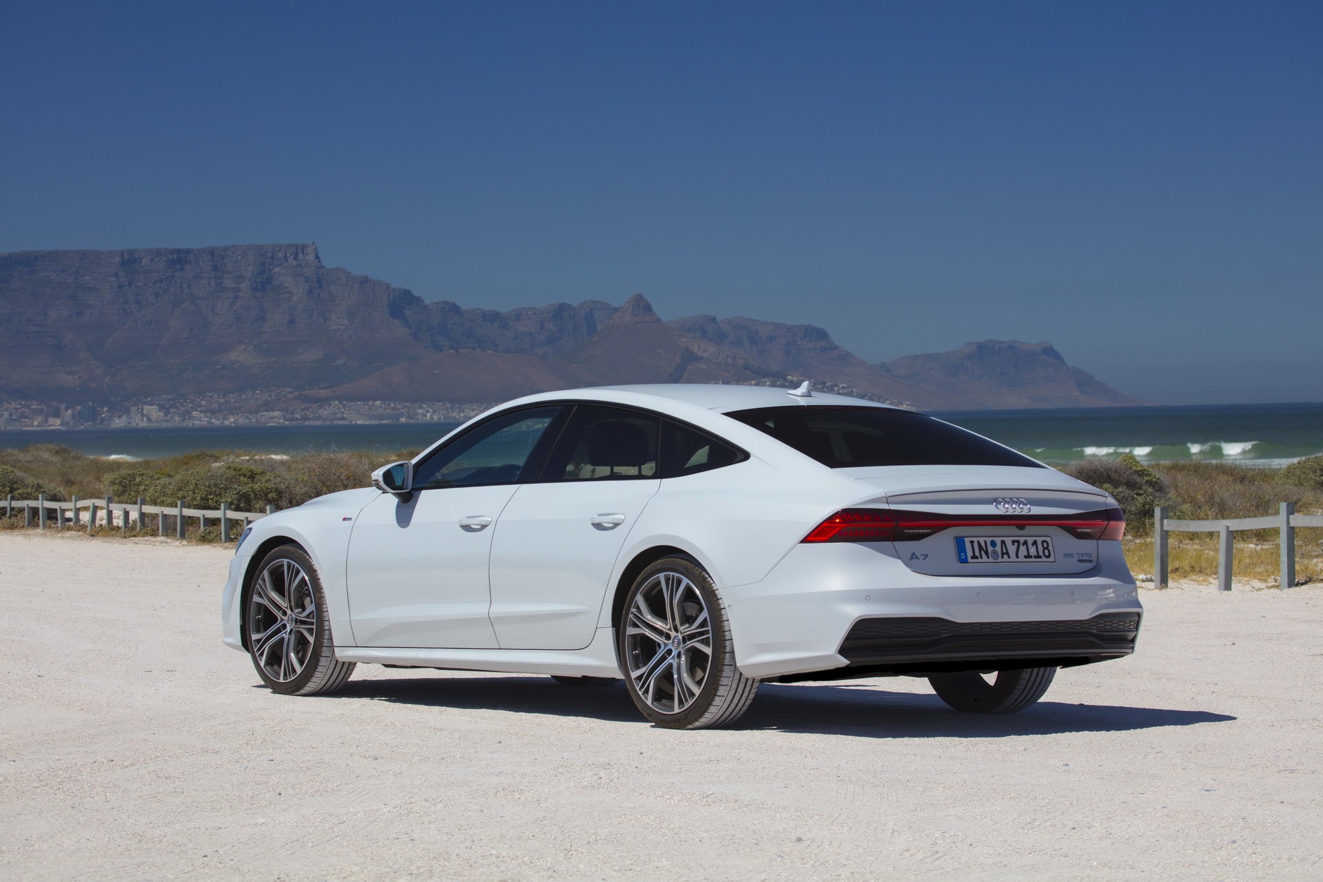 Let’s Have A Better Look At The 2018 Audi A7 Sportback [51 Pics ...