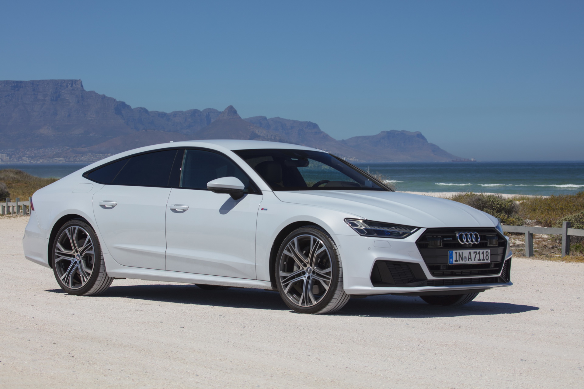 Let’s Have A Better Look At The 2018 Audi A7 Sportback [51 Pics ...