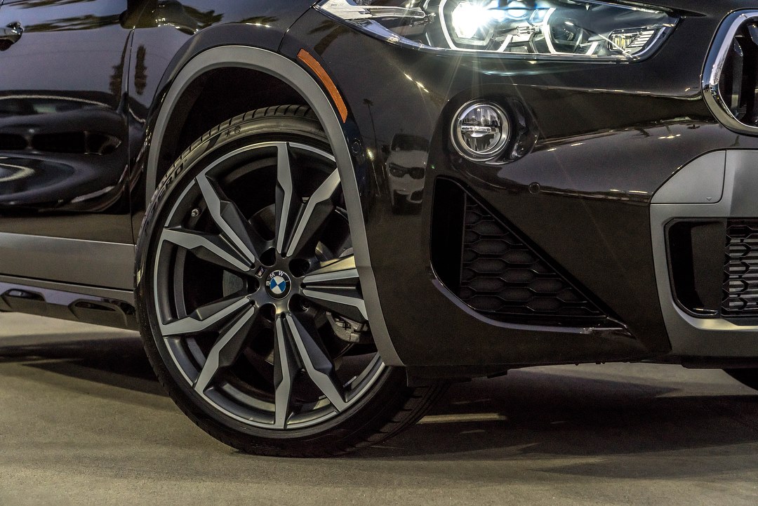 U.S.-Spec BMW X2 Shows Up In Dealerships, Looks Good In Black | Carscoops