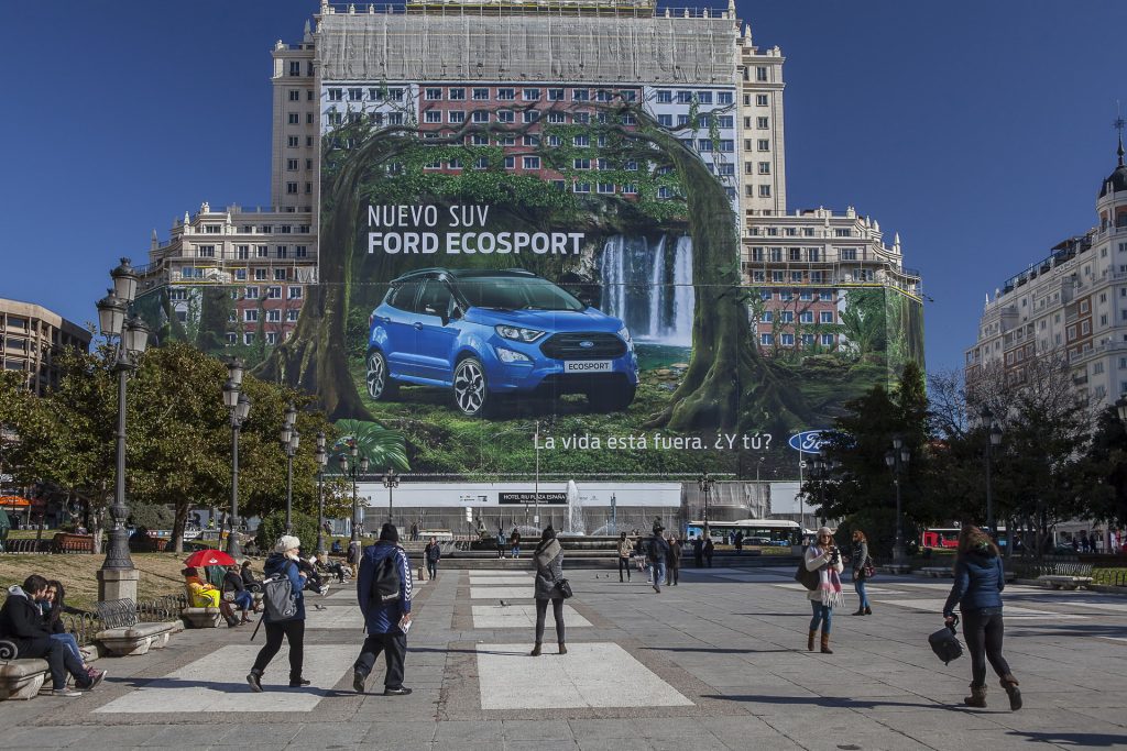 Ford Creates World’s Largest Billboard For The New EcoSport | Carscoops