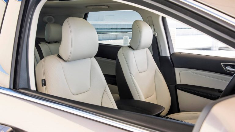 Ford Edge Titanium Elite Does Its Best Denali Impression | Carscoops