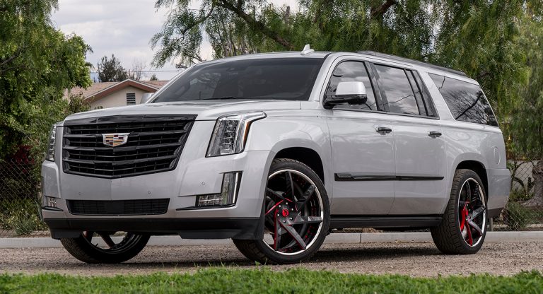 Cadillac Escalade Looks Even More Imposing With Blacked-Out Trim ...