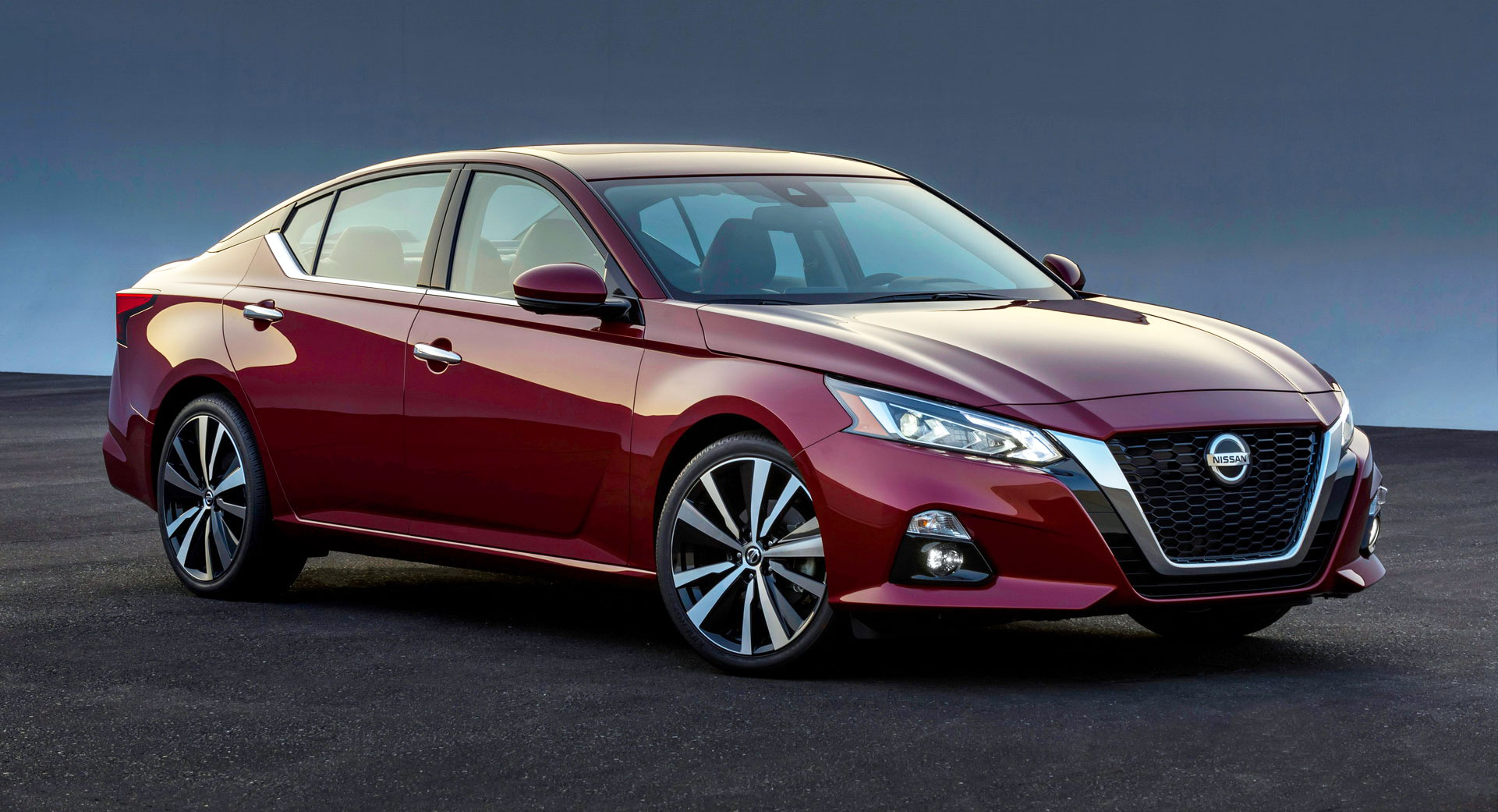 2019 Nissan Altima Revealed, Gets AWD Option And 2.0L Turbo | Carscoops