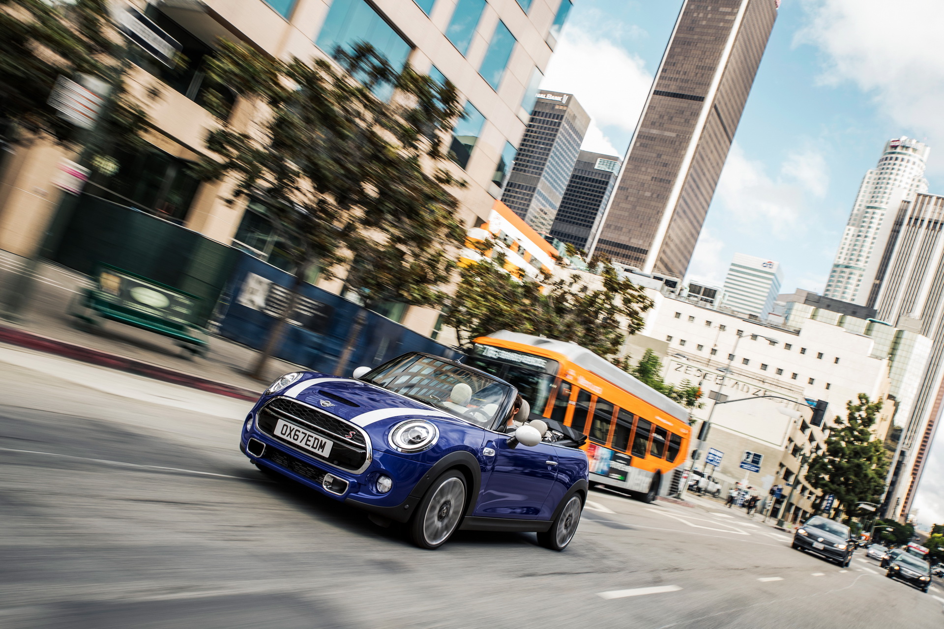 MINI Announces NY Show Lineup, Teases Classic Model With EV Logo [493 ...