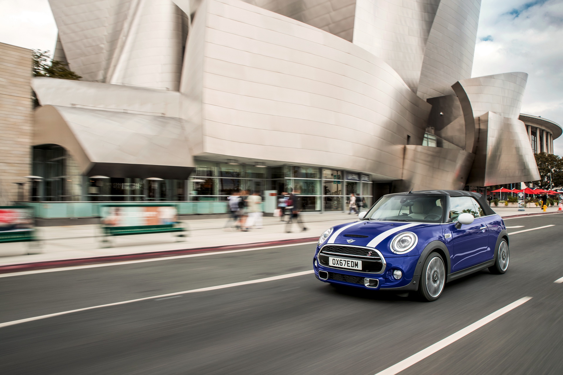 MINI Announces NY Show Lineup, Teases Classic Model With EV Logo [493 ...