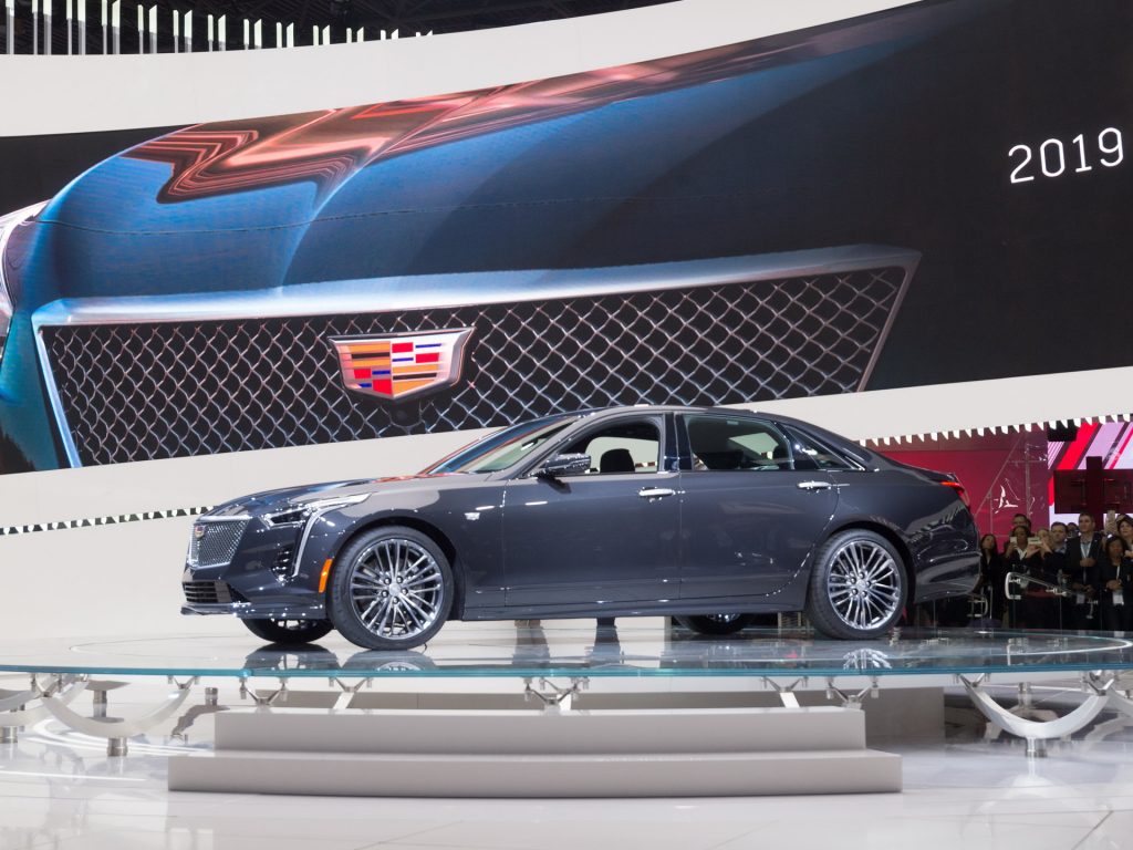 New Cadillac CT6 V-Sport Is The V8 Flagship We’ve Been Waiting For ...