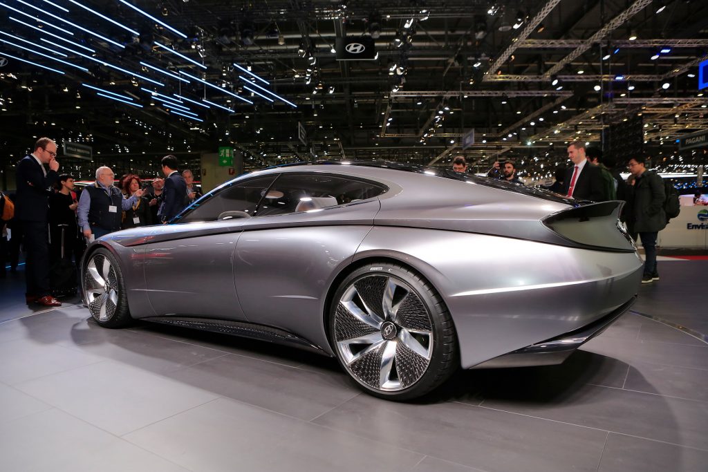 Hyundai Le Fil Rouge Concept Brings Mathematical Perfection To Geneva ...