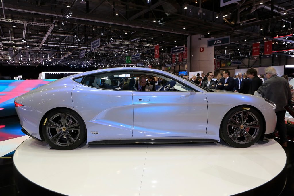 992HP LVCHI Auto Venere Is Yet Another Chinese Attempt At A Tesla Rival ...