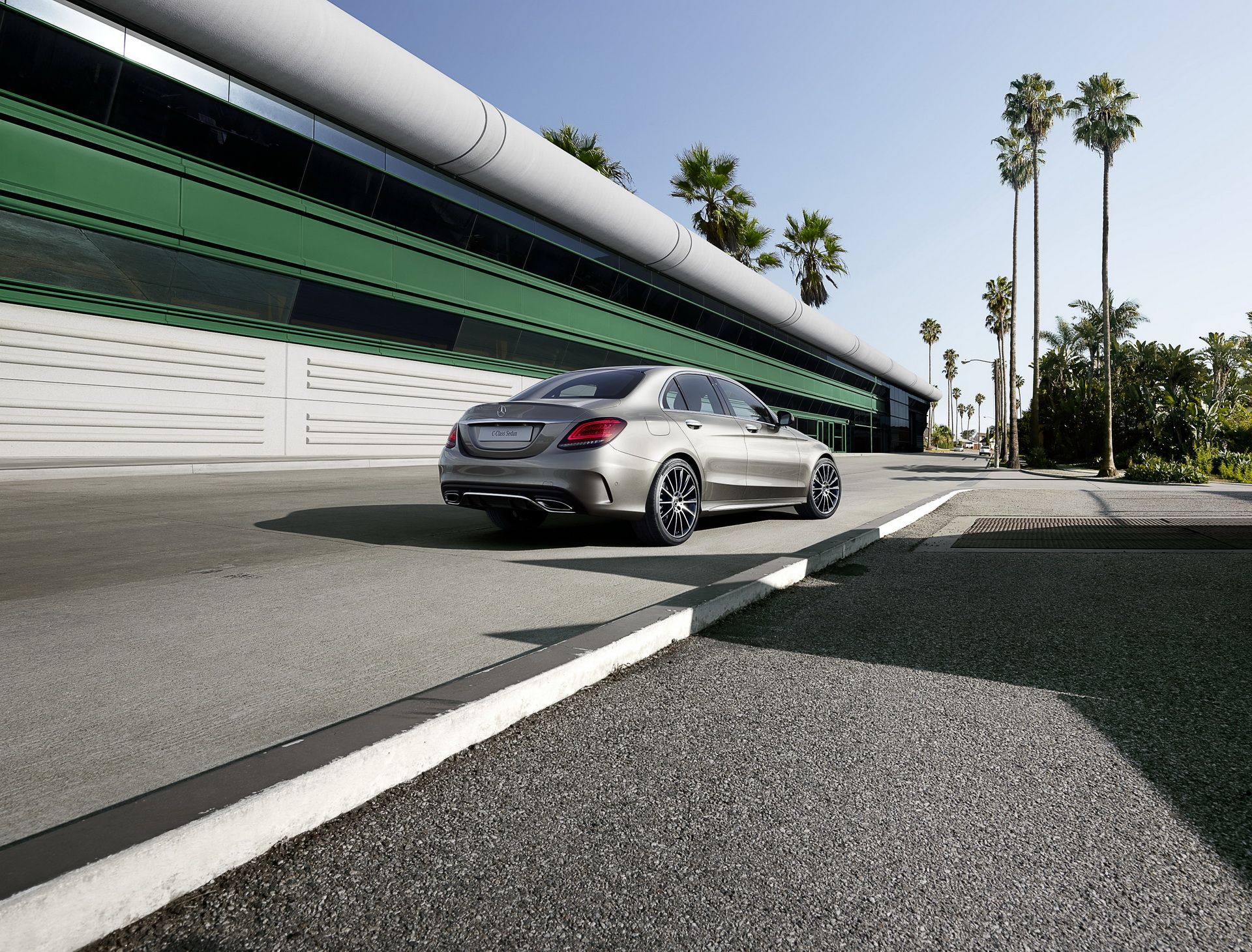 Facelifted Mercedes C-Class Saloon And Estate Go On Sale In Europe ...