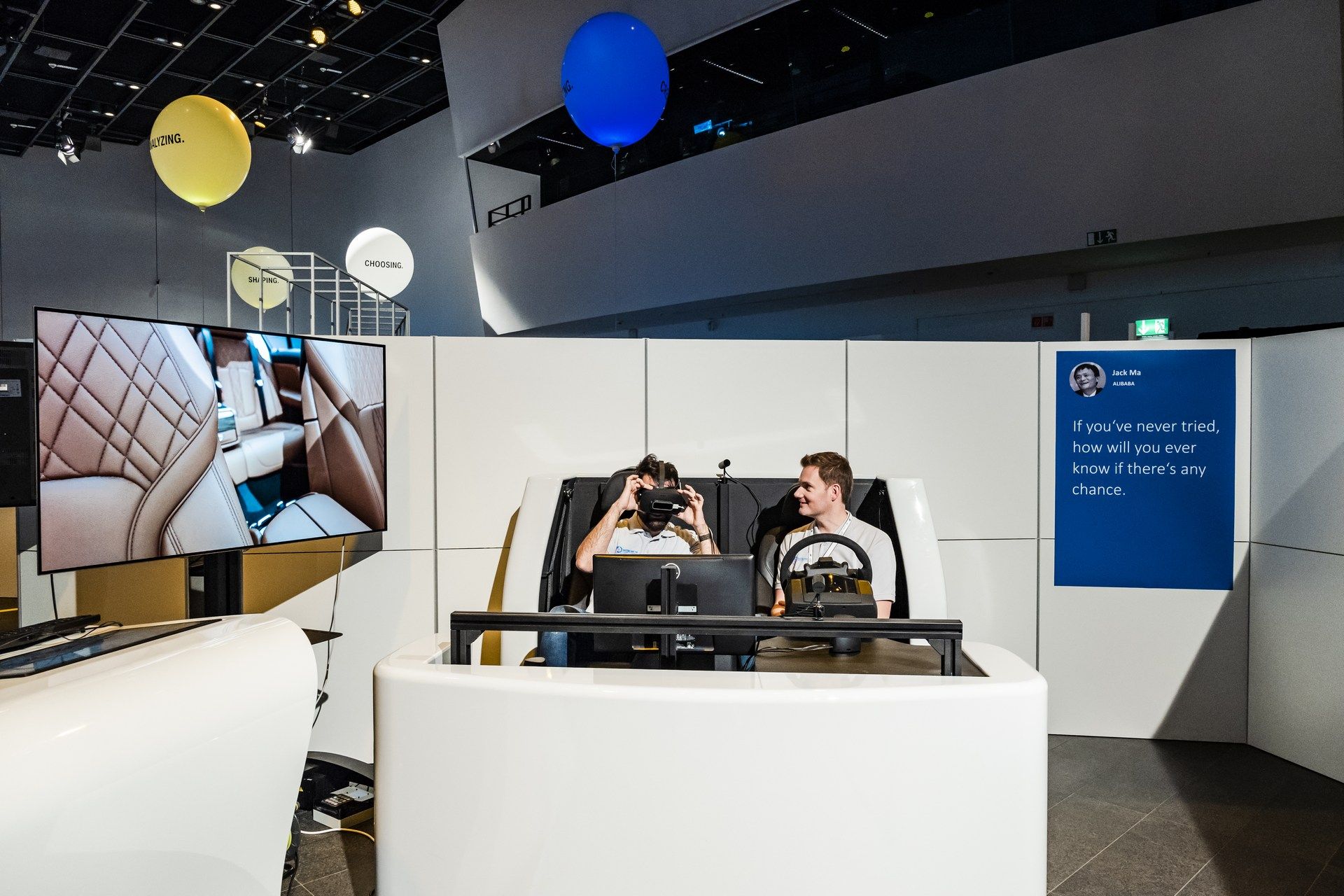 BMW Previews Its New Digital Instrument Cluster And Infotainment System ...