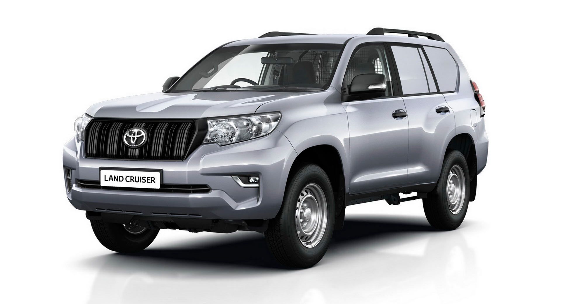 Toyota Launches New Land Cruiser Utility Commercial For Demanding UK ...