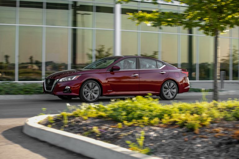 2019 Nissan Altima Enters Market With Special Edition One Version ...