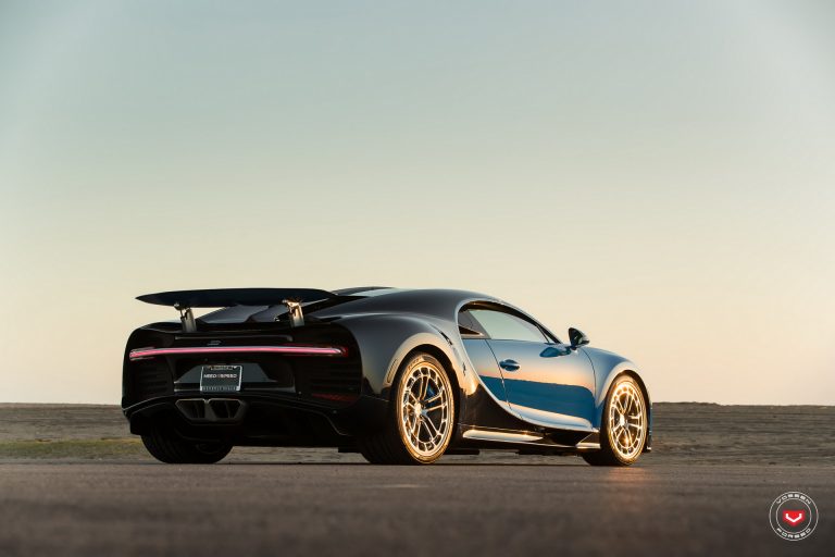 Bugatti Chiron Tries On New Wheels For Size: Hot Or Not? | Carscoops