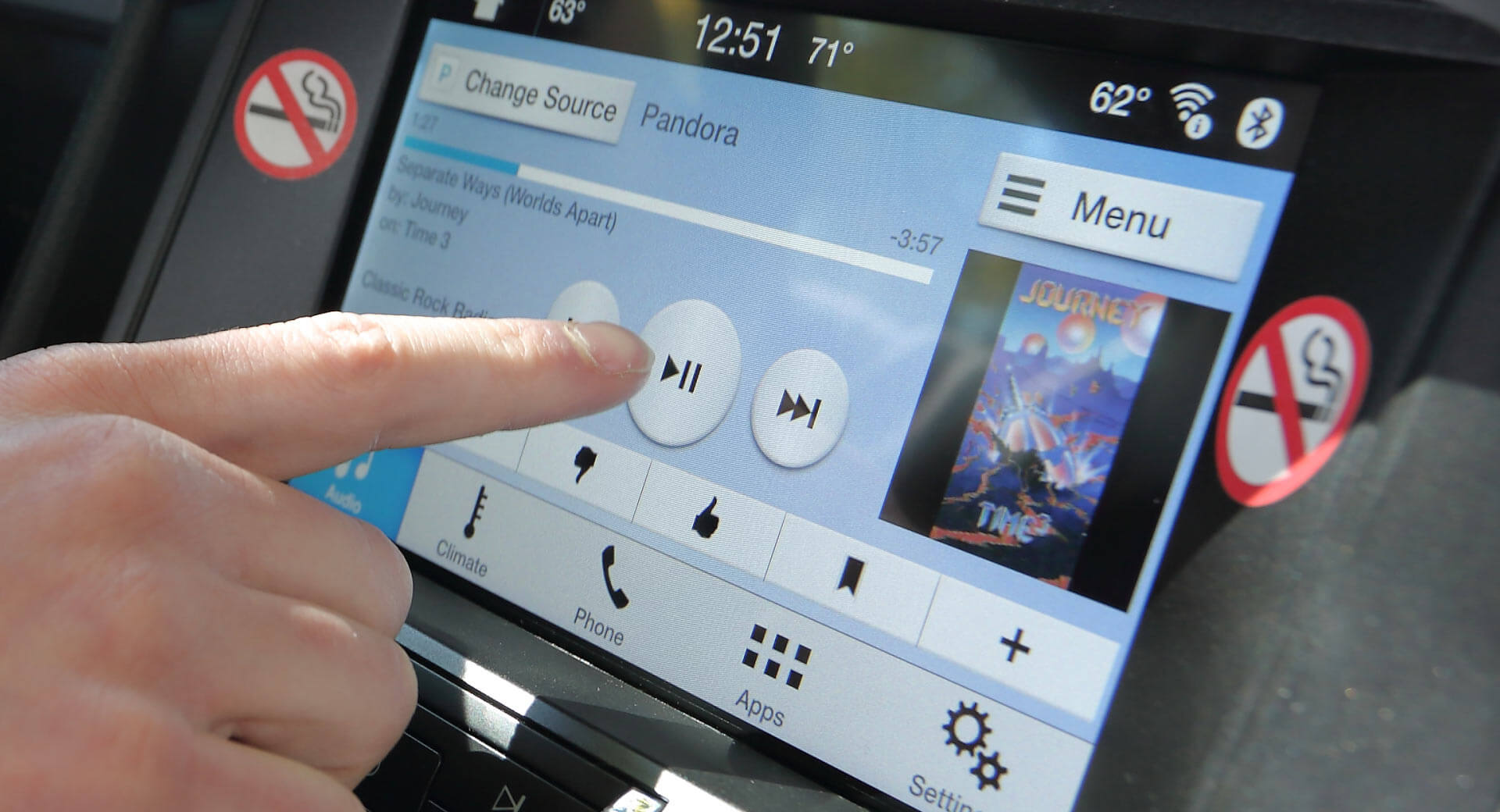 AAA Says Android Auto And Apple CarPlay Are Less Distracting Than ...