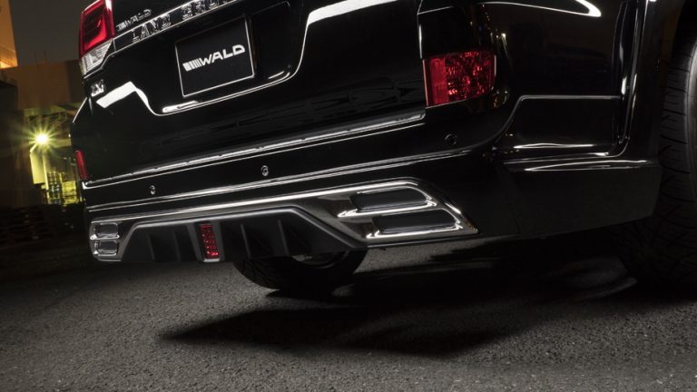 Wald-Tuned Toyota Land Cruiser Looks Ready To Star In A Rap Video ...