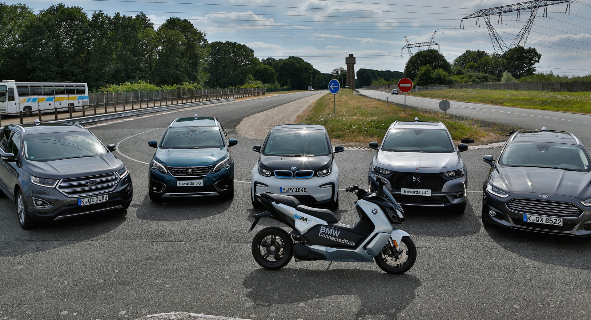 BMW, Ford And PSA Team Up To Showcase The Life Saving Benefits Of V2X ...