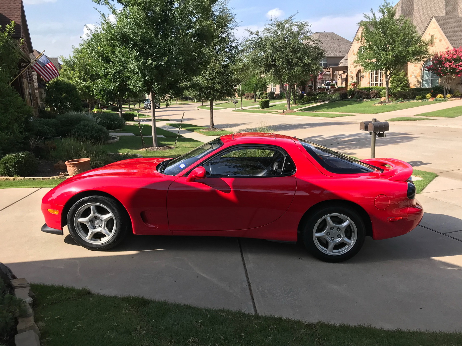 This Is What A Pristine Mazda RX-7 FD With 9,500 Miles Looks Like ...