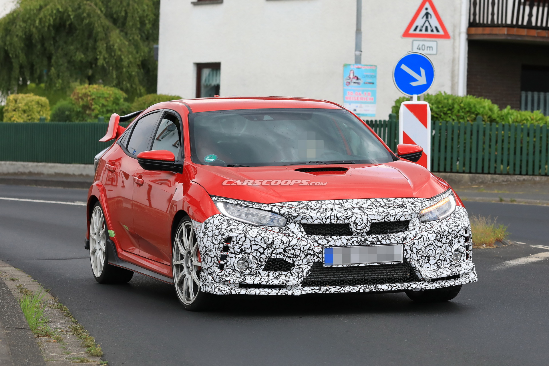 2019 Honda Civic Type R Facelift Spied With New Bumpers And Both Small ...